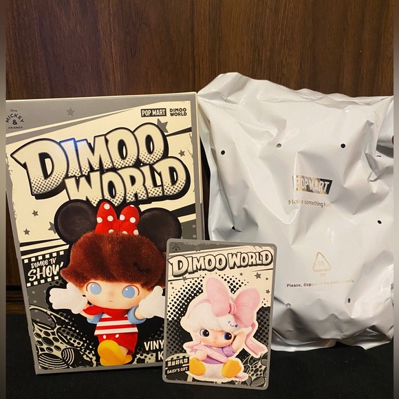 POP MART | Toys | Pop Mart Dimoo World X Disney Series Daisys Gift ...
